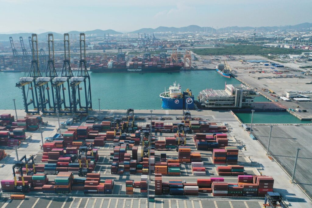 HPT provided a birth for an offshore oil processing platform ...